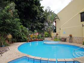 Adventure Inn | Airport Hotel San Jose Costa Rica